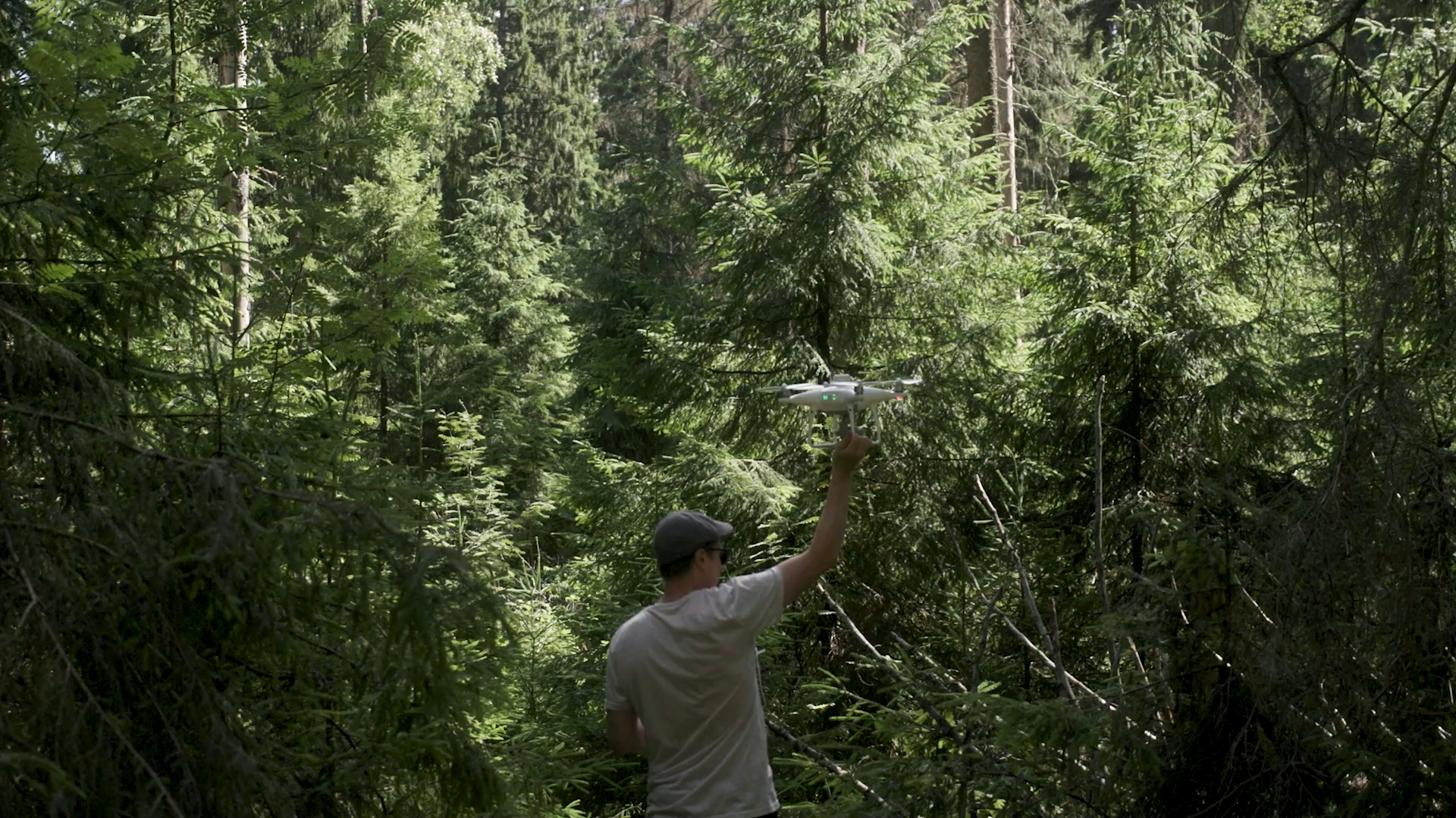 Tutkijatohtori Samuli Junttila pitää innostusta tutkijan tärkeimpänä ...