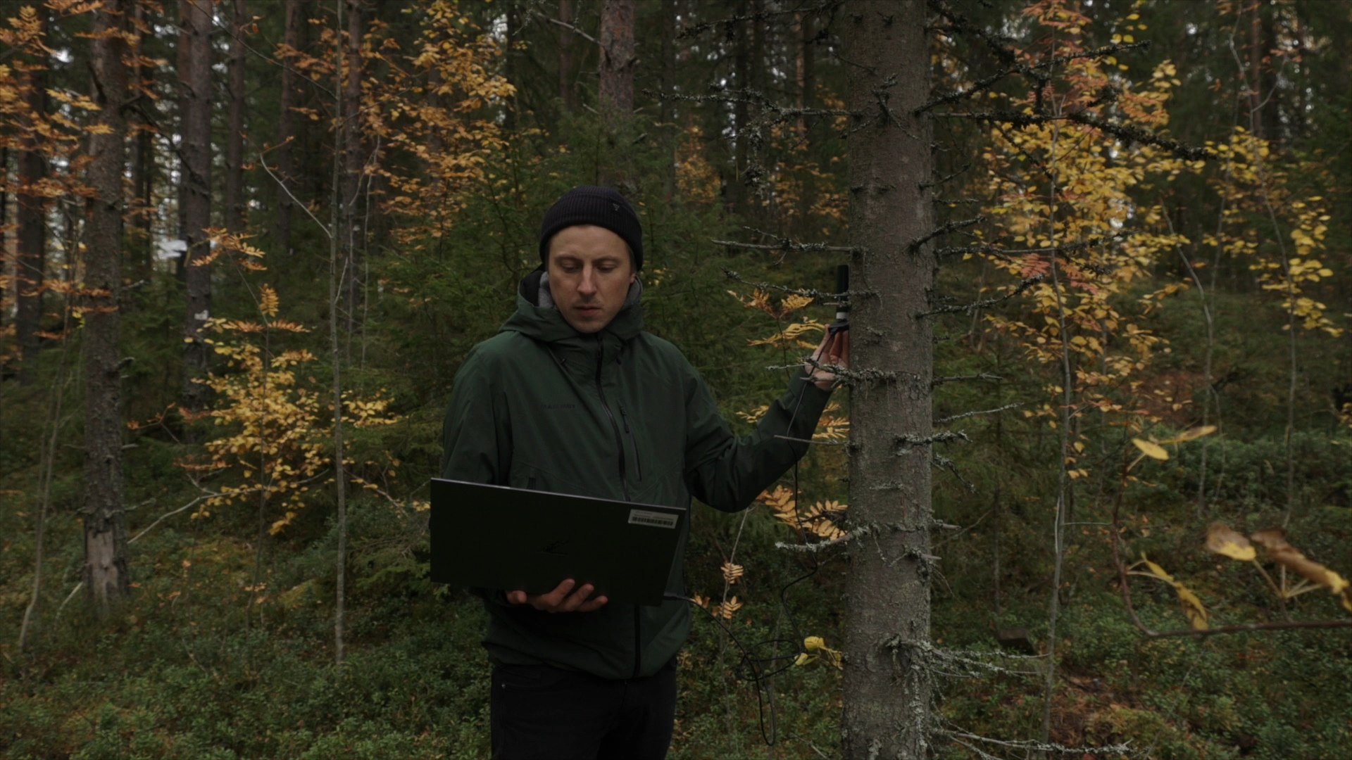 Tutkijatohtori Samuli Junttila pitää innostusta tutkijan tärkeimpänä ...